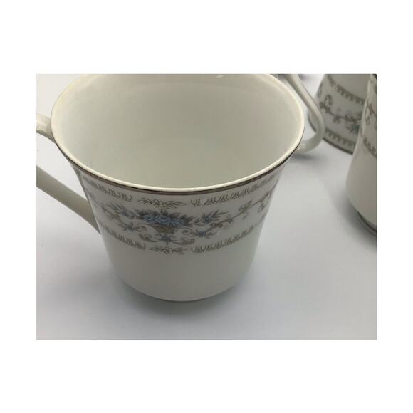 Wade | Dining | Vintage Wade Diane Fine Porcelain China Gold Trim Tea ...